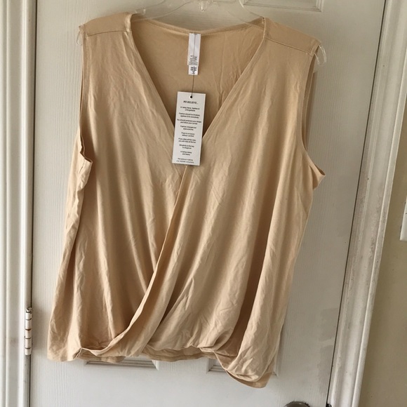 MarlaWynne | Tops | Marla Wynne Sleeveless V Neckline Blouse Nwt | Poshmark